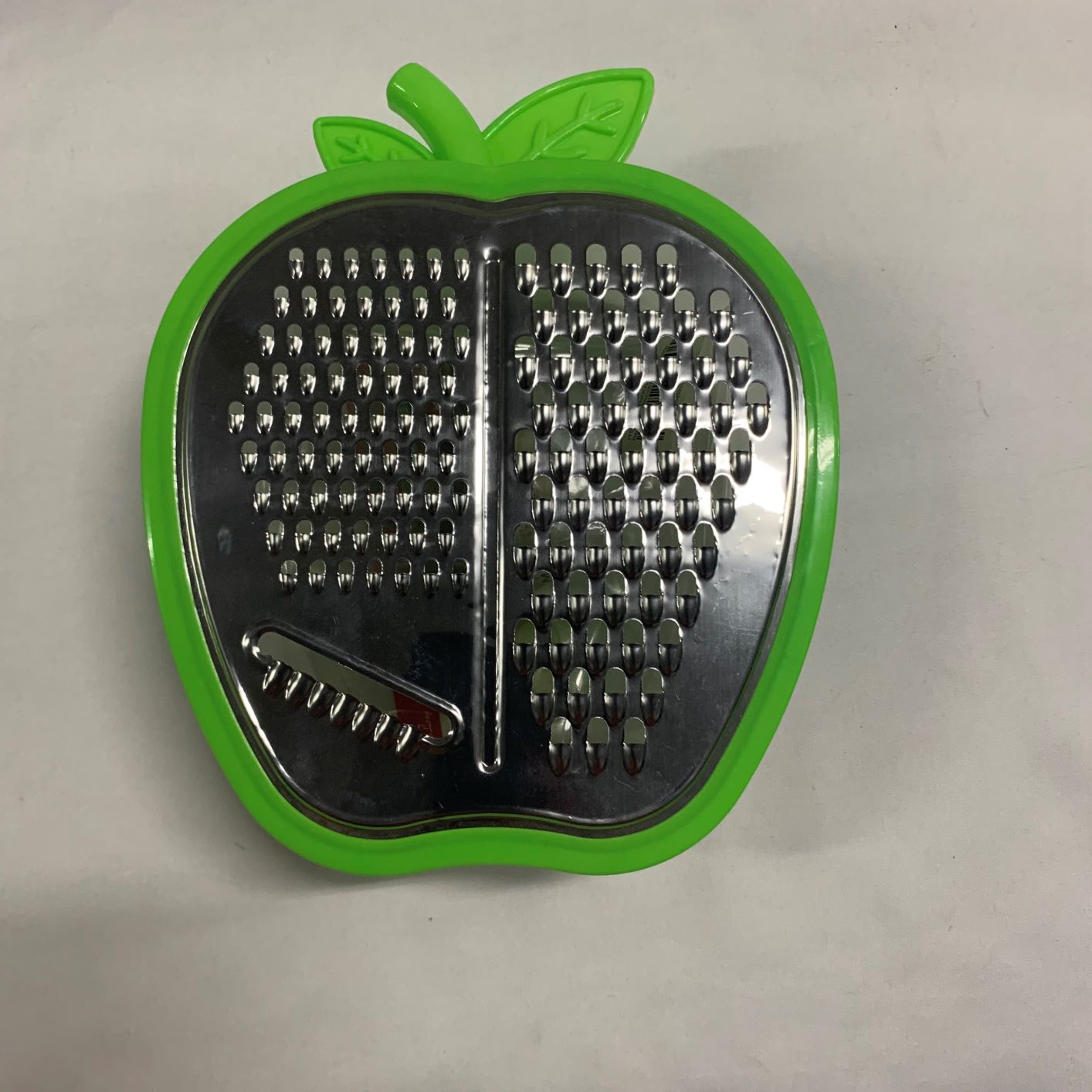 CHEF STAR ROUND GRATER WITH BOWL - Roots Home