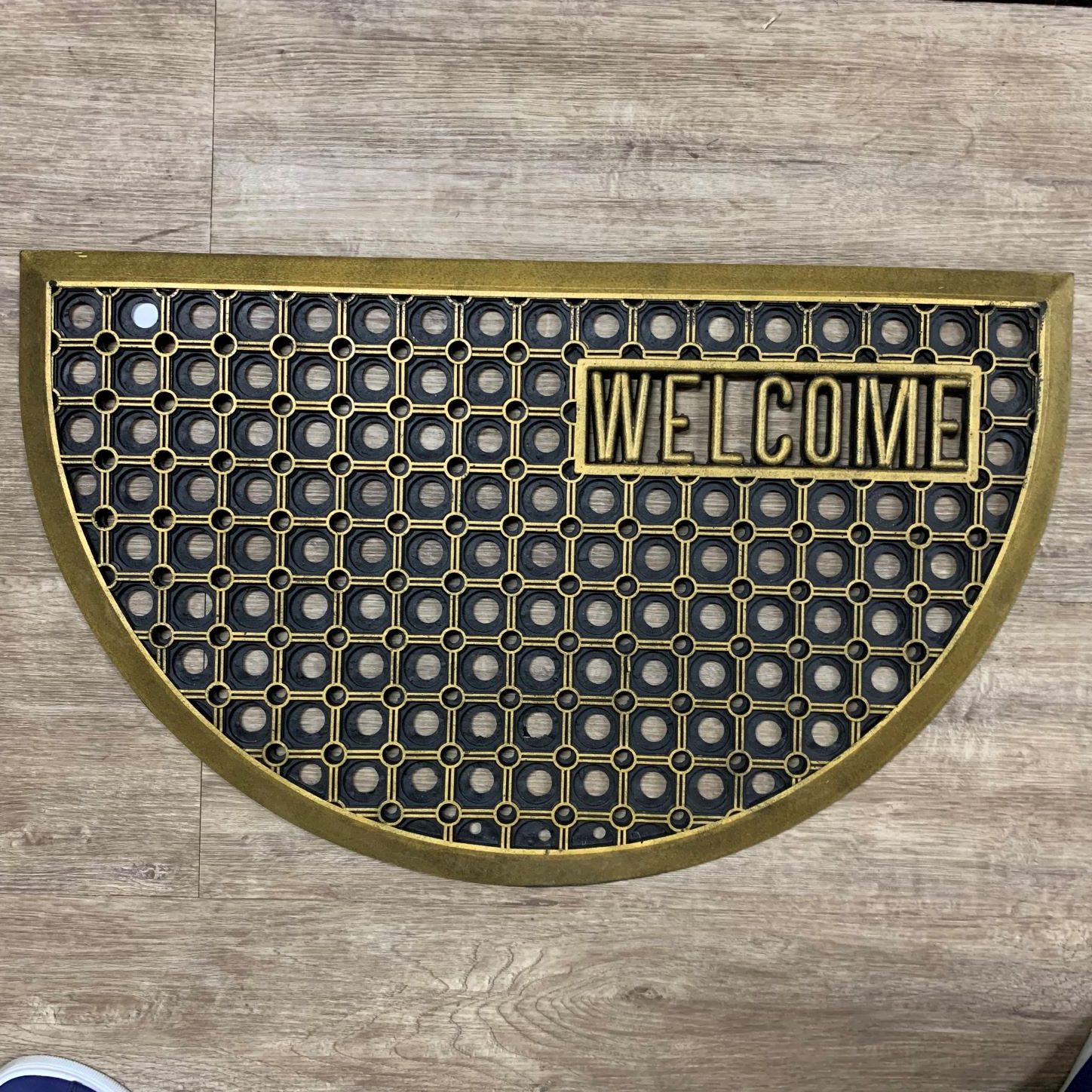 GOLD RUBBER "WELCOME" MAT - Roots Home
